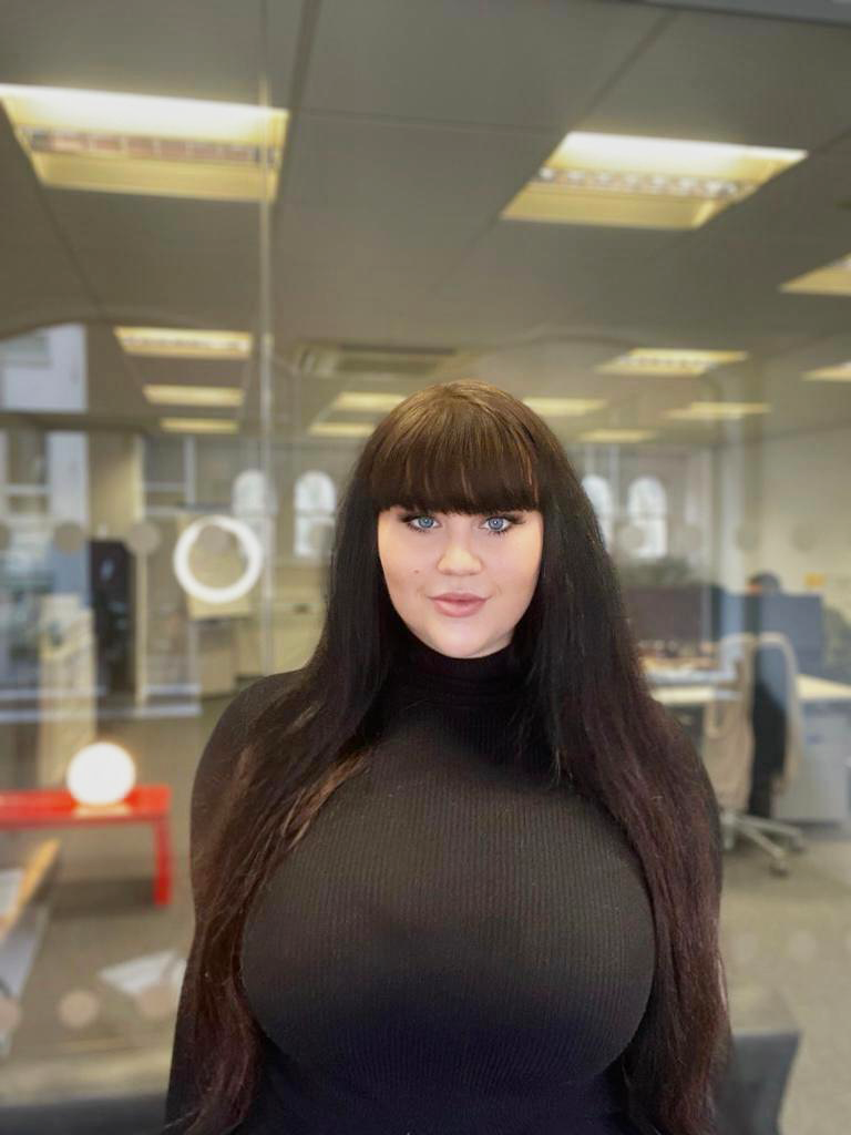 Cara Noonan - Maclean Moore B.V.